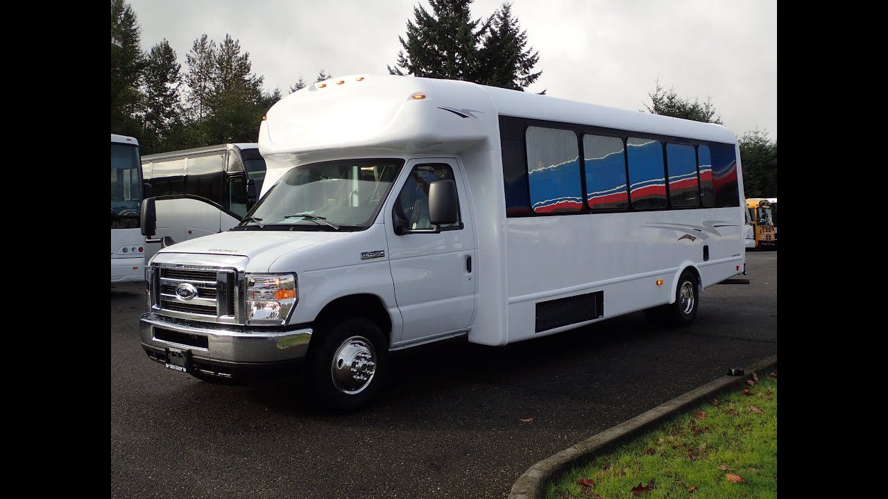 10-Person Mini Bus Rental in Los Angeles - Book Now