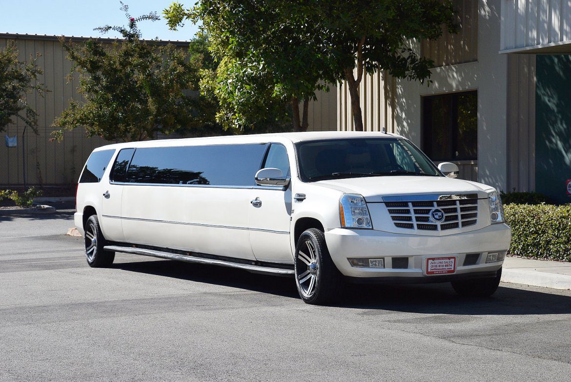 12 Passenger Limo Rental Brick Township – Luxury & Comfort